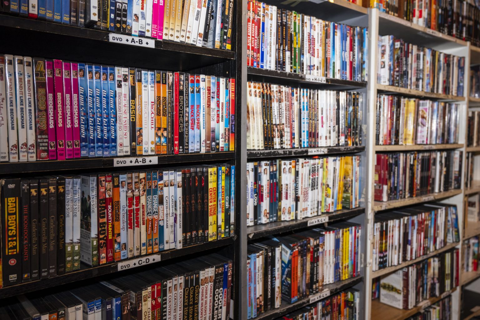 Philly AIDS Thrift – Shop Donate Volunteer